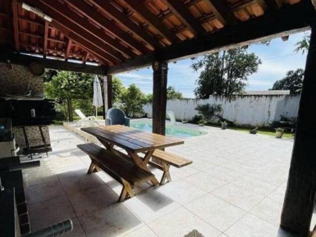 Casa com 3 dormitórios à venda por R$ 714.000 Centro Chapada dos Guimarães/MT