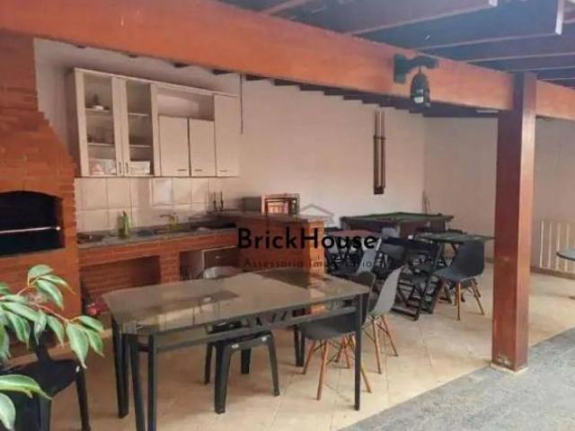 Casa com 3 dormitórios à venda por R$ 800.000,00 Jardim Flórida São Roque/SP