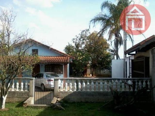 Casa com 3 dormitórios à venda por R$ 900.000,00 Jardim Águas Claras Bragança Paulista/SP
