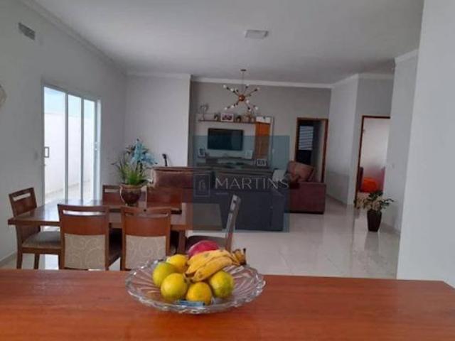Casa com 3 dormitórios à venda por R$ 980.000,00 Centro Itupeva/SP