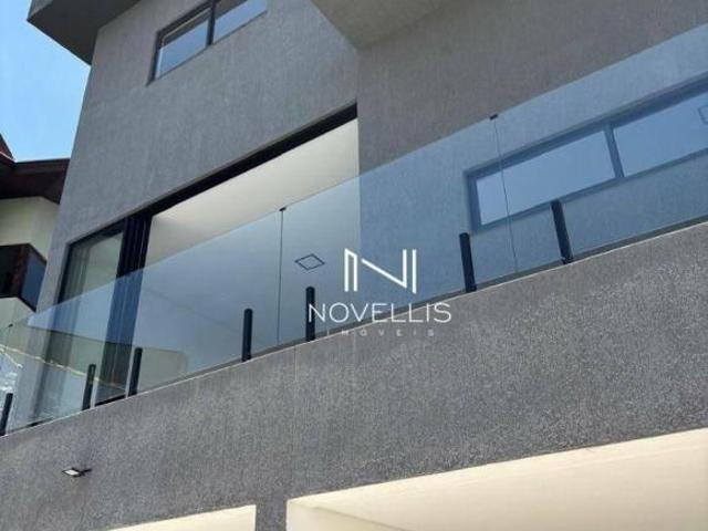 Casa com 3 dormitórios à venda Vila Zezé Jacareí/SP