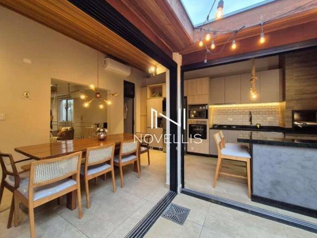 Casa com 3 dormitórios à venda Villa Branca Jacareí/SP