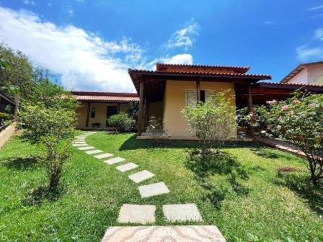 Casa com 3 dormitórios Águas de São Pedro