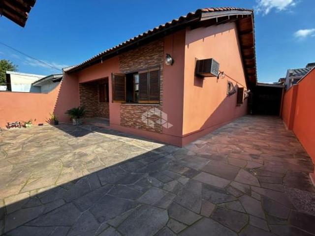 Casa com 3 Dormitórios Amplos no bairro Olimpica em Esteio