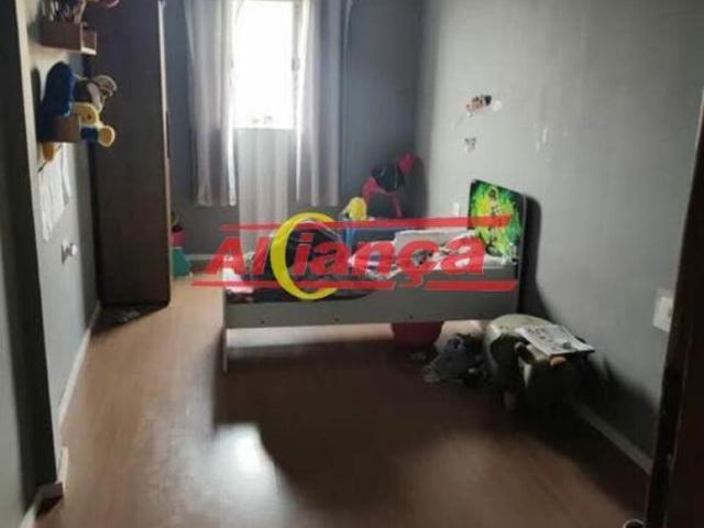 Casa com 3 dormitórios, área gourmet completa e garagem para 2 carros