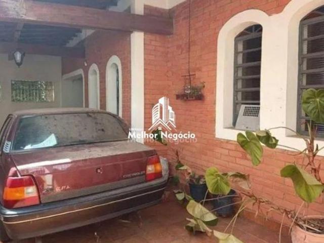 CASA COM 3 DORMITORIOS COM EDICULA NO TAQUARAL