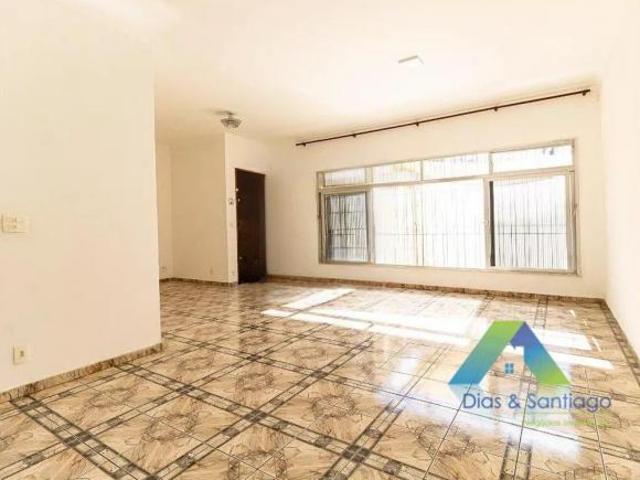 Casa com 3 dormitórios Com suite e 3 vagas próximo ao Metrô Alto do Ipiranga em Vila Gumercindo/SP!