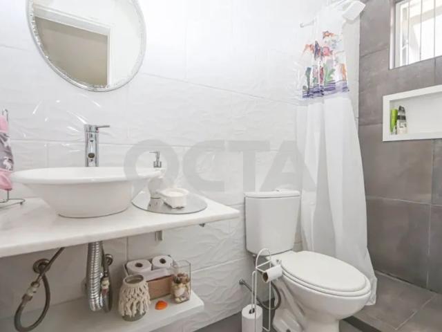 Casa com 3 dormitórios e 3 vagas no bairro Três Fi