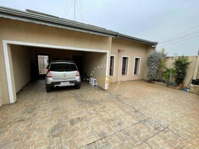 Casa com 3 Dormitórios e Edícula no Jardim Aero Continental