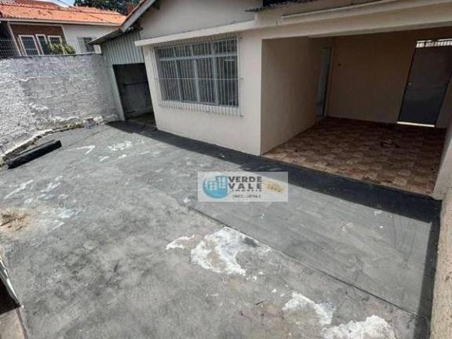 Casa com 3 dormitórios + edícula Vila Tatetuba São José dos Campos/SP