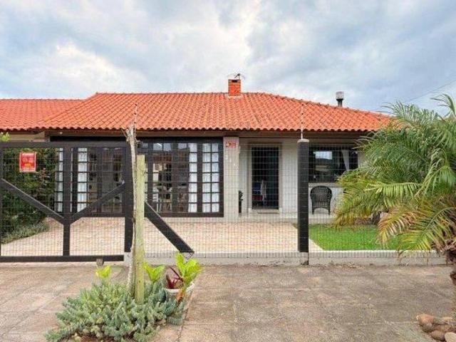 Casa com 3 dormitórios em Mariápolis