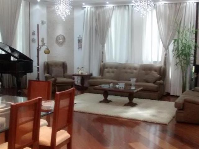 Casa com 3 dormitórios em Aldeia da Serra – Morada dos Lagos, Barueri/SP