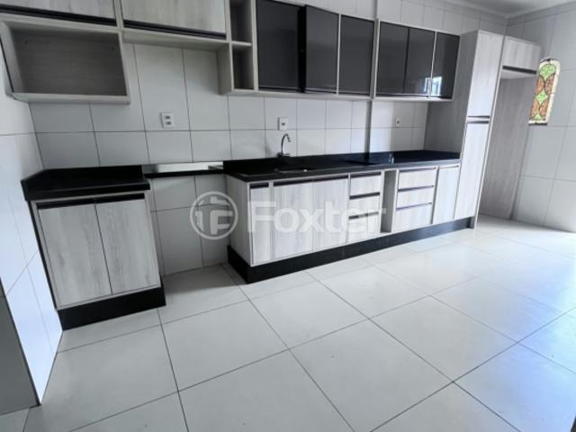 Casa com 3 dormitórios em Alvorada