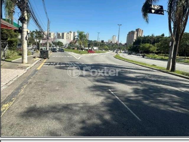 Casa com 3 dormitórios em Barueri