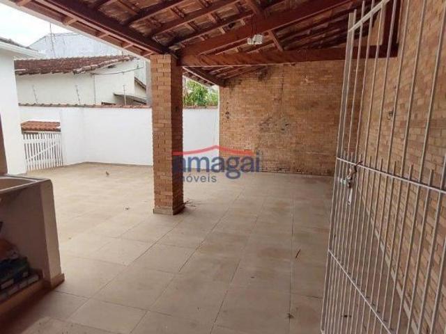 Casa com 3 dormitórios em Caçapava para venda