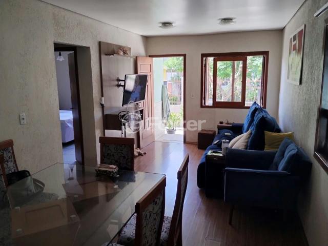 Casa com 3 dormitórios em Cachoeirinha