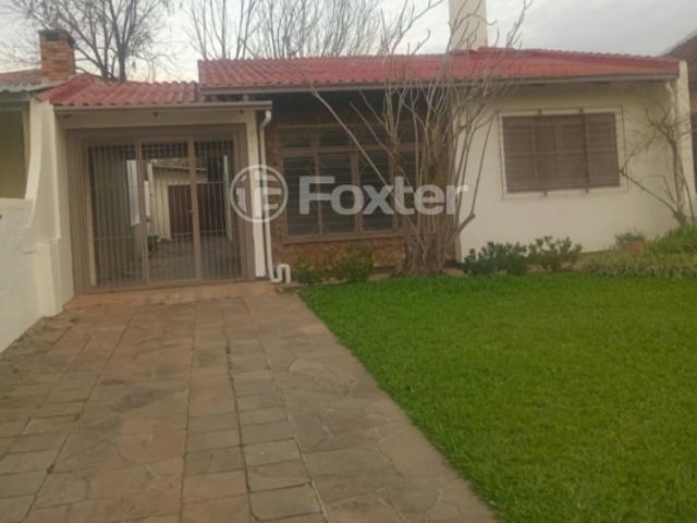 Casa com 3 dormitórios em Canoas