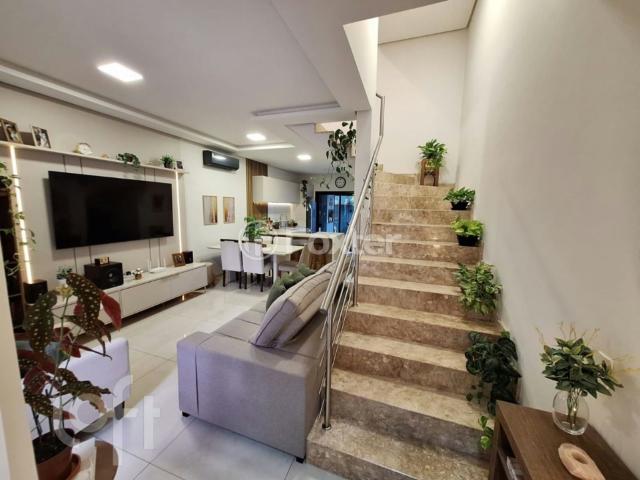 Casa com 3 dormitórios em Canoas