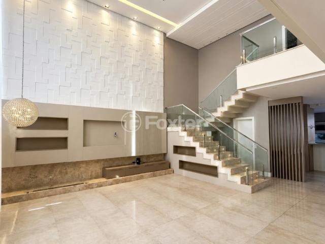 Casa com 3 dormitórios em Canoas