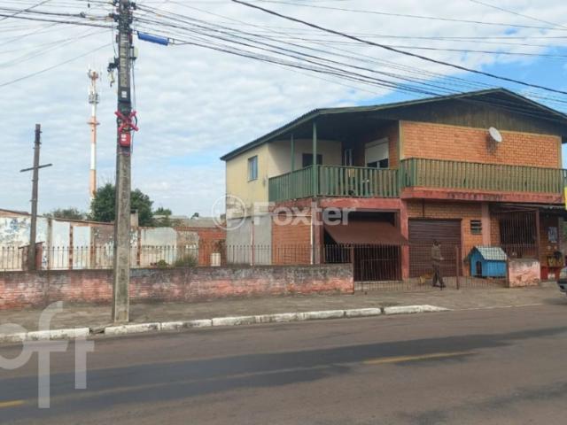 Casa com 3 dormitórios em Canoas