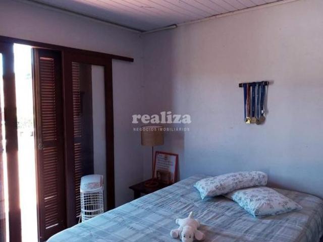 CASA COM 3 DORMITÓRIOS EM CANELA