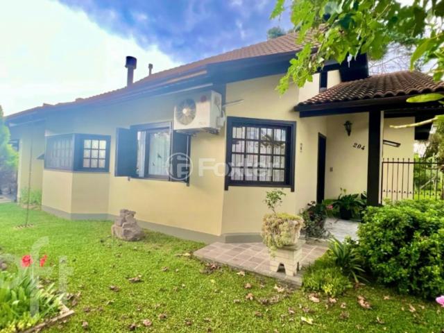 Casa com 3 dormitórios em Canela