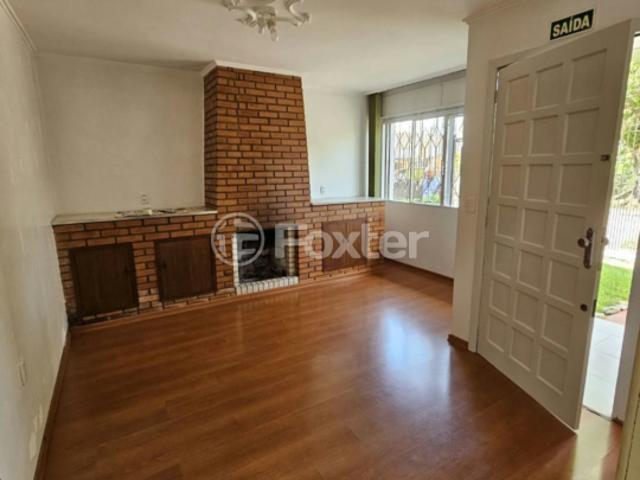 Casa com 3 dormitórios em Caxias do Sul