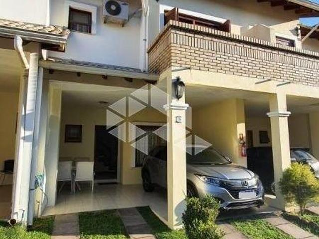 Casa com 3 dormitórios em condomínio, junto ao Shopping Jardim Verde