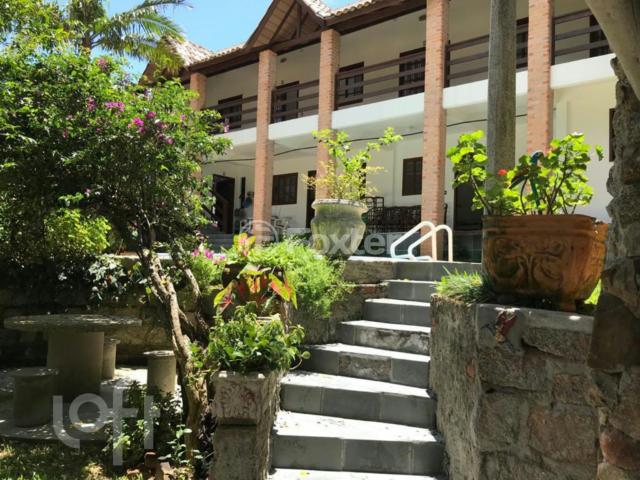 Casa com 3 dormitórios em Florianópolis