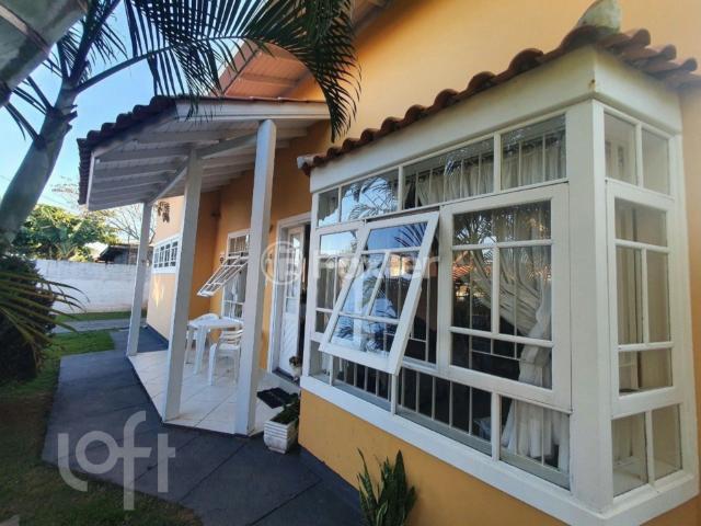 Casa com 3 dormitórios em Florianópolis