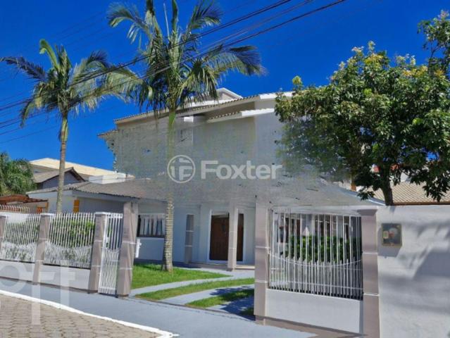 Casa com 3 dormitórios em Florianópolis