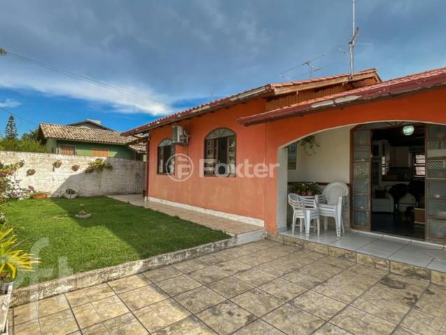 Casa com 3 dormitórios em Florianópolis