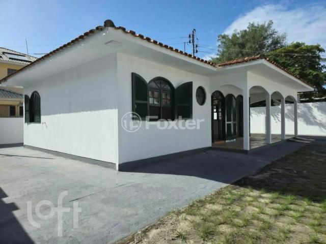 Casa com 3 dormitórios em Florianópolis