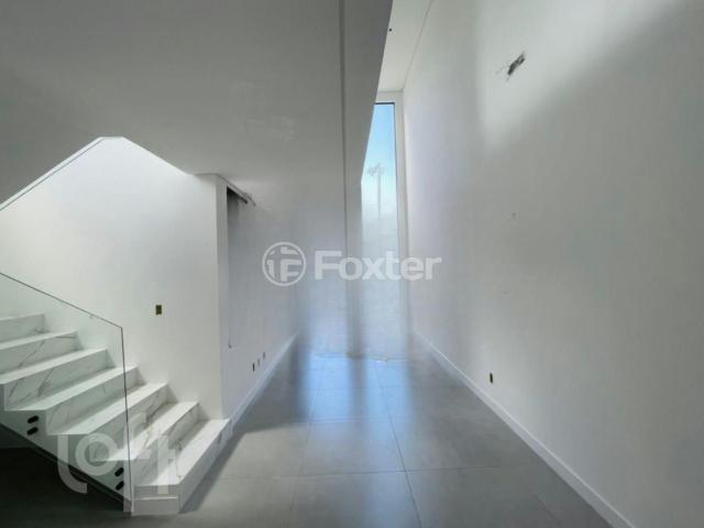 Casa com 3 dormitórios em Florianópolis