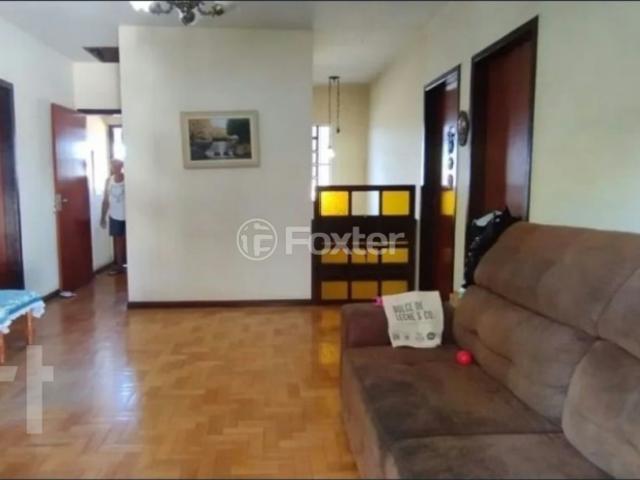 Casa com 3 dormitórios em Gravataí