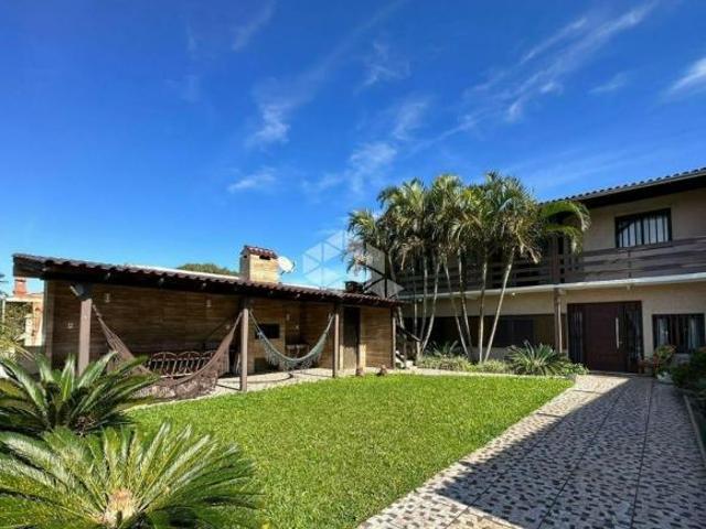 Casa com 3 dormitórios em Imbé