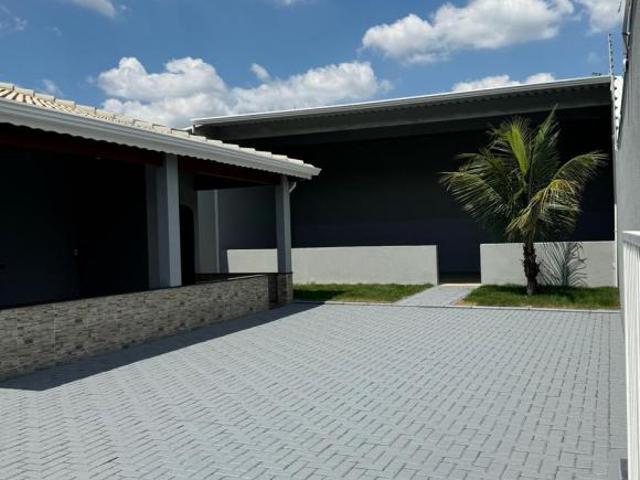 CASA COM 3 DORMITORIOS EM JUNDIAÍ