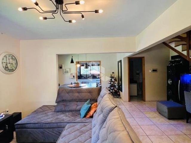Casa com 3 dormitórios em Linha Santa Cruz!