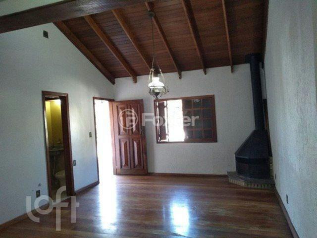 Casa com 3 dormitórios em Porto Alegre