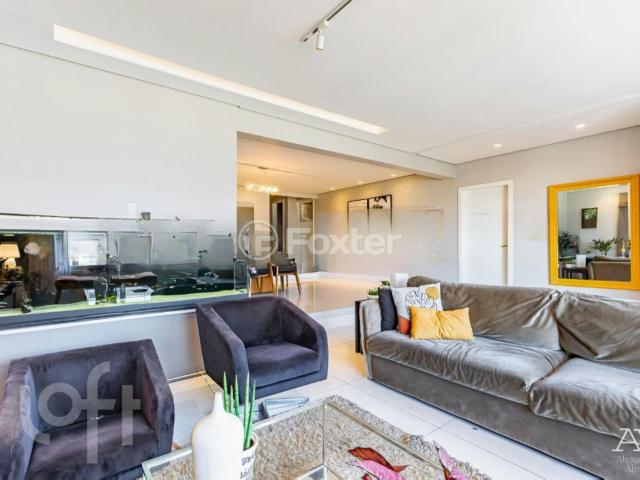Casa com 3 dormitórios em Porto Alegre