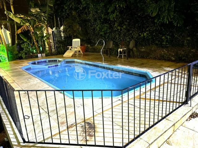 Casa com 3 dormitórios em Porto Alegre