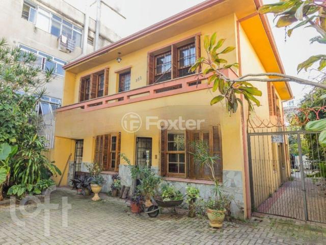Casa com 3 dormitórios em Porto Alegre