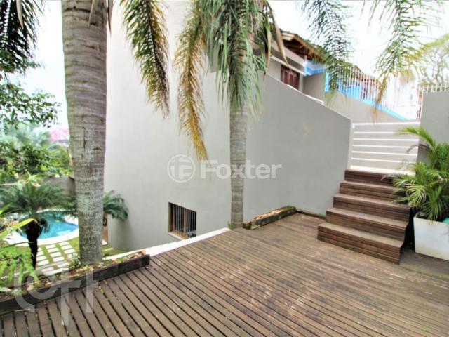 Casa com 3 dormitórios em Porto Alegre