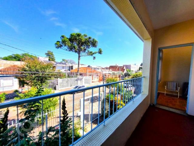 Casa com 3 dormitórios em Porto Alegre