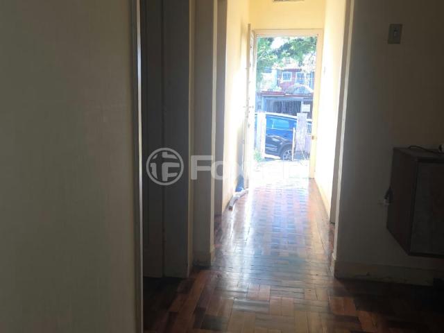 Casa com 3 dormitórios em Porto Alegre