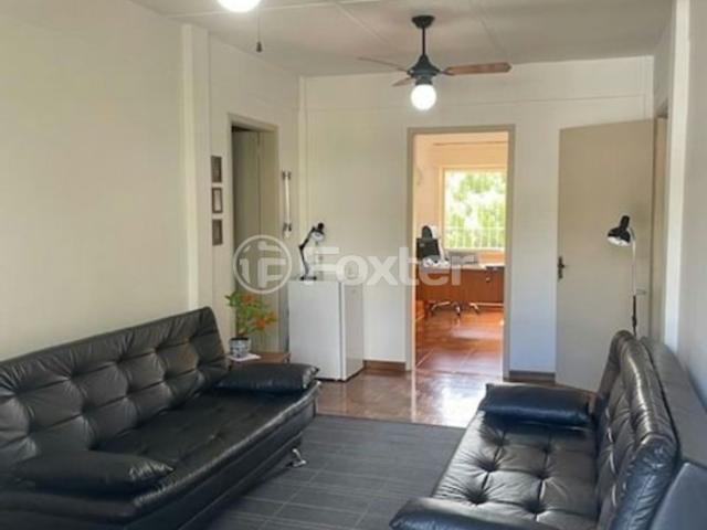 Casa com 3 dormitórios em Porto Alegre