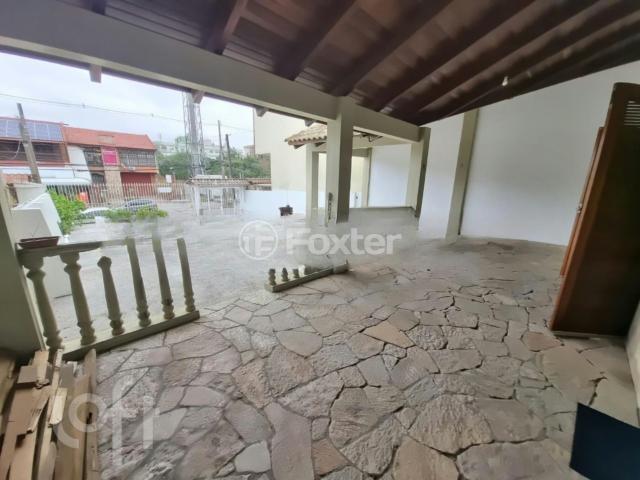 Casa com 3 dormitórios em Porto Alegre
