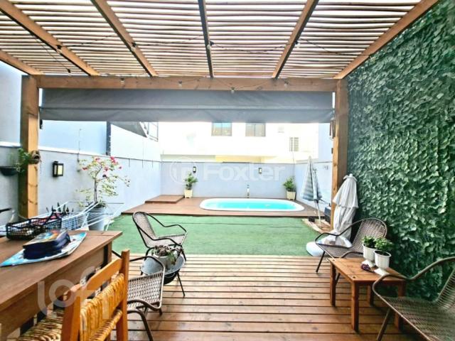 Casa com 3 dormitórios em Porto Alegre