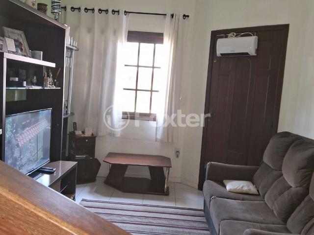 Casa com 3 dormitórios em Porto Alegre