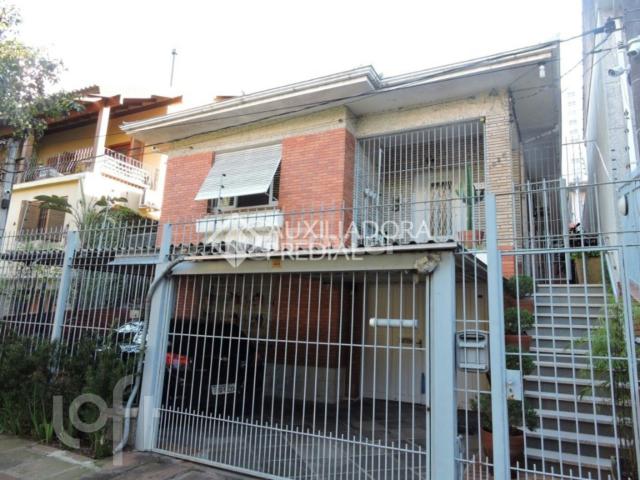 Casa com 3 dormitórios em Porto Alegre